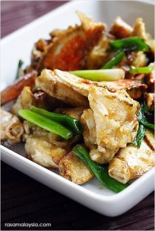 Ginger and Scallion Crab (Best Chinese Recipe) - Rasa Malaysia
