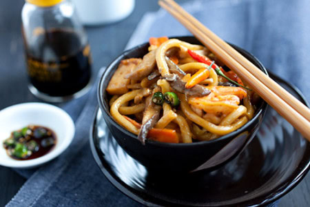 Malaysian-Style Fried Udon - Rasa Malaysia