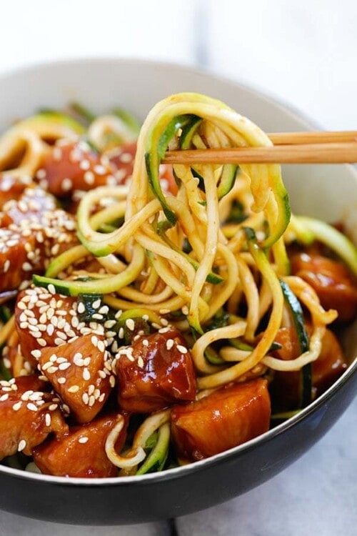 Honey Sriracha Chicken Zucchini Zoodles - Rasa Malaysia