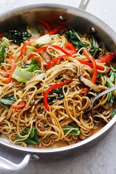 Lo Mein with Vegetables - Lo Mein Noodles - Rasa Malaysia