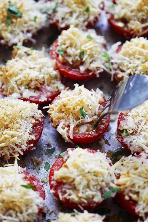 Garlic Parmesan Baked Tomatoes (The Best Recipe!) - Rasa Malaysia