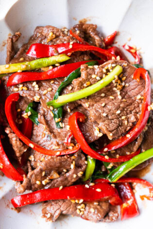 Sesame Beef (Best Chinese Stir-Fry Recipe) - Rasa Malaysia