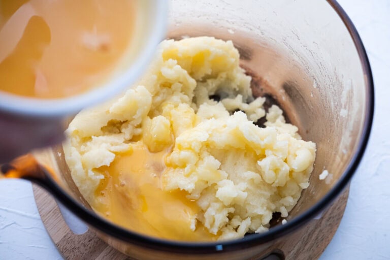 Japanese Cream Puff (The Best Homemade Recipe!) - Rasa Malaysia