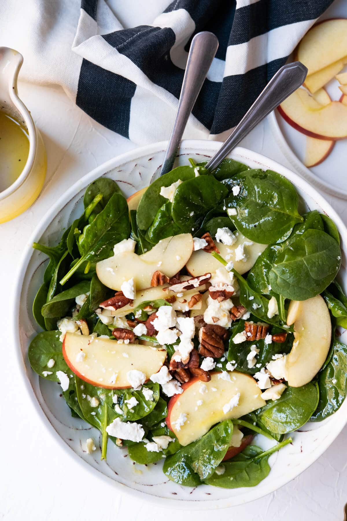 Spinach Salad With Apples Pecans And Feta Rasa Malaysia